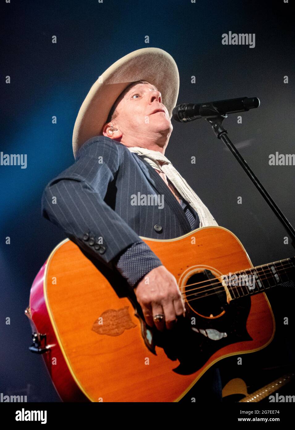 British-born Canadian actor, best known as Jack Bauer from 24; Kiefer ...