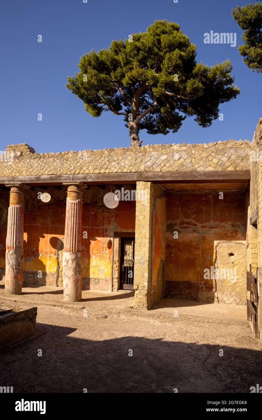 Casa della Gemma in Ercolano with columns. Ruins of ancient roman town ...