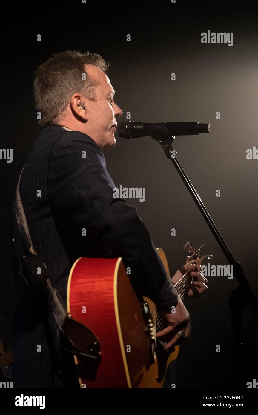 British-born Canadian actor, best known as Jack Bauer from 24; Kiefer ...