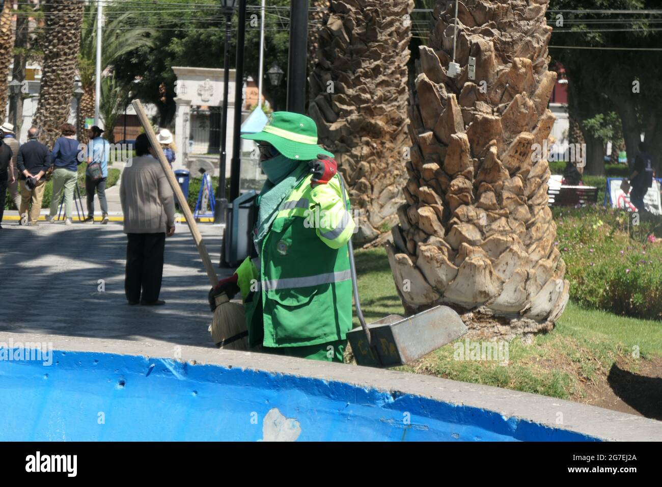 Peru hat flowers hi-res stock photography and images - Alamy