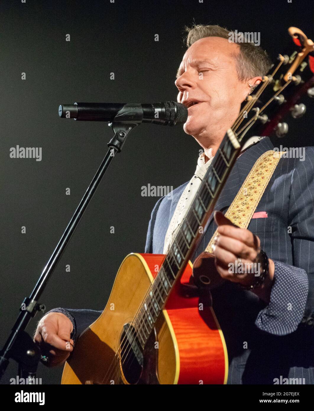 British-born Canadian actor, best known as Jack Bauer from 24; Kiefer ...