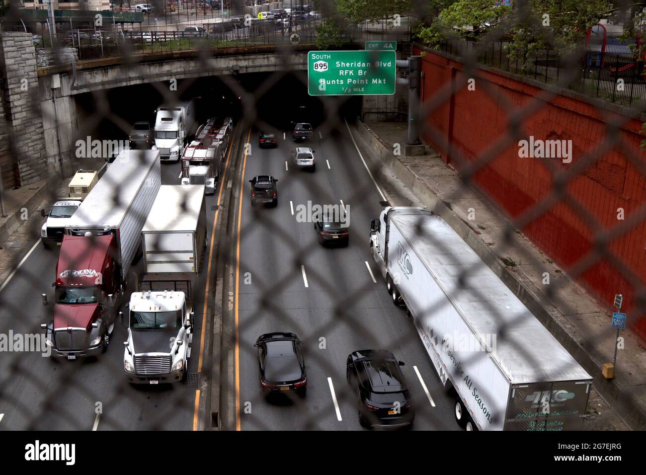 The Bronx, New York, NY, USA, 13th. July, 2021. Midday traffic on the ...