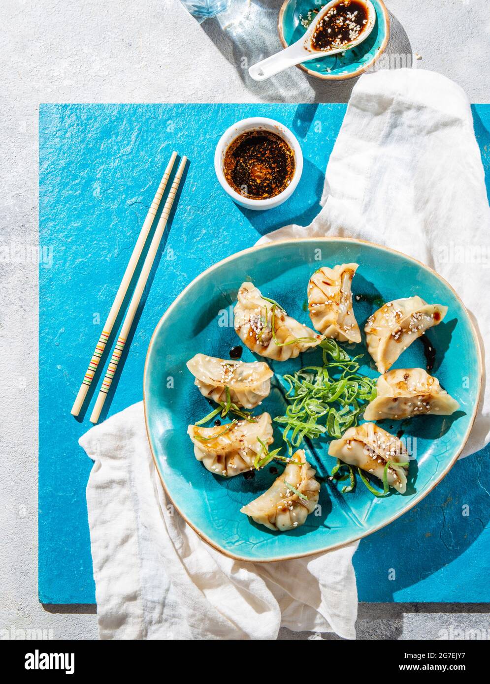 Steamed korean dumplings hi-res stock photography and images - Alamy