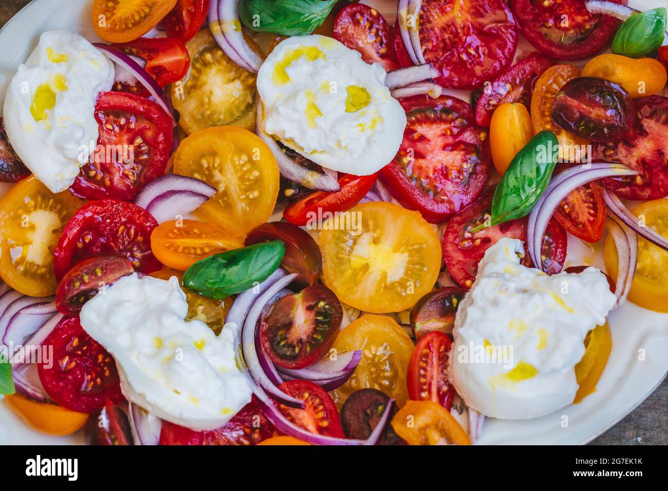 Burrata cheese caprese salad hi-res stock photography and images - Alamy