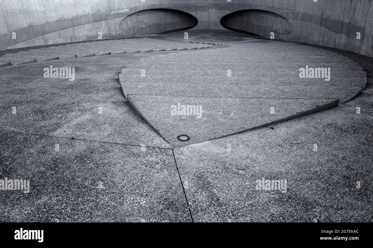 Concrete architecture. Underpass with stairs Stock Photo - Alamy