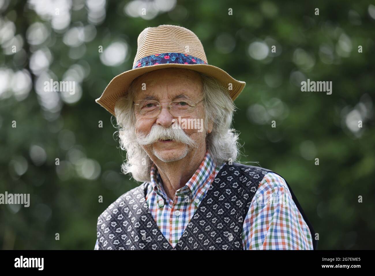 Heiligenhaus, Germany. 12th July, 2021. Jean Pütz, science journalist ...