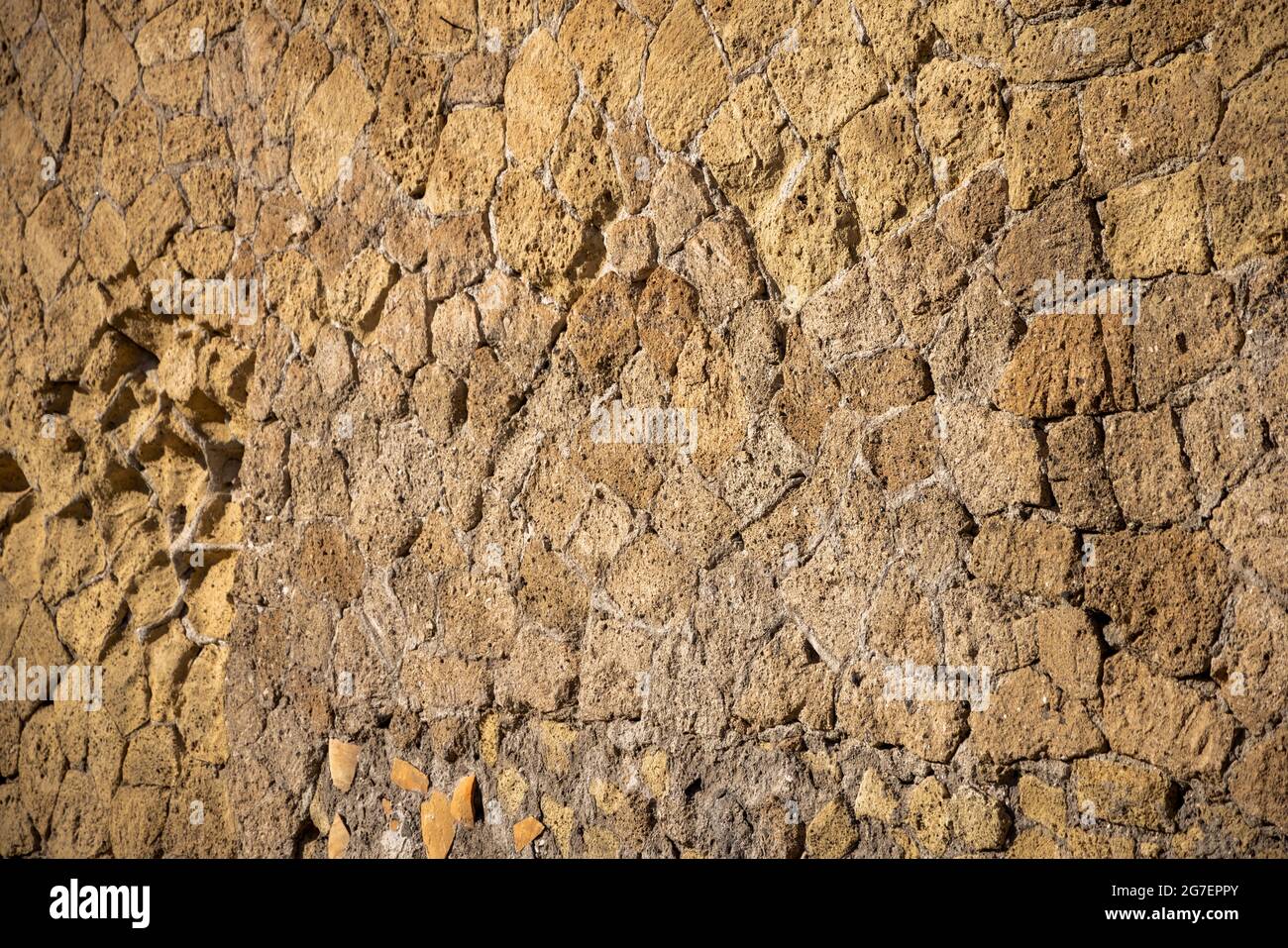 Ancient wall texture. Ruins, streets and buildings of ancient roman ...