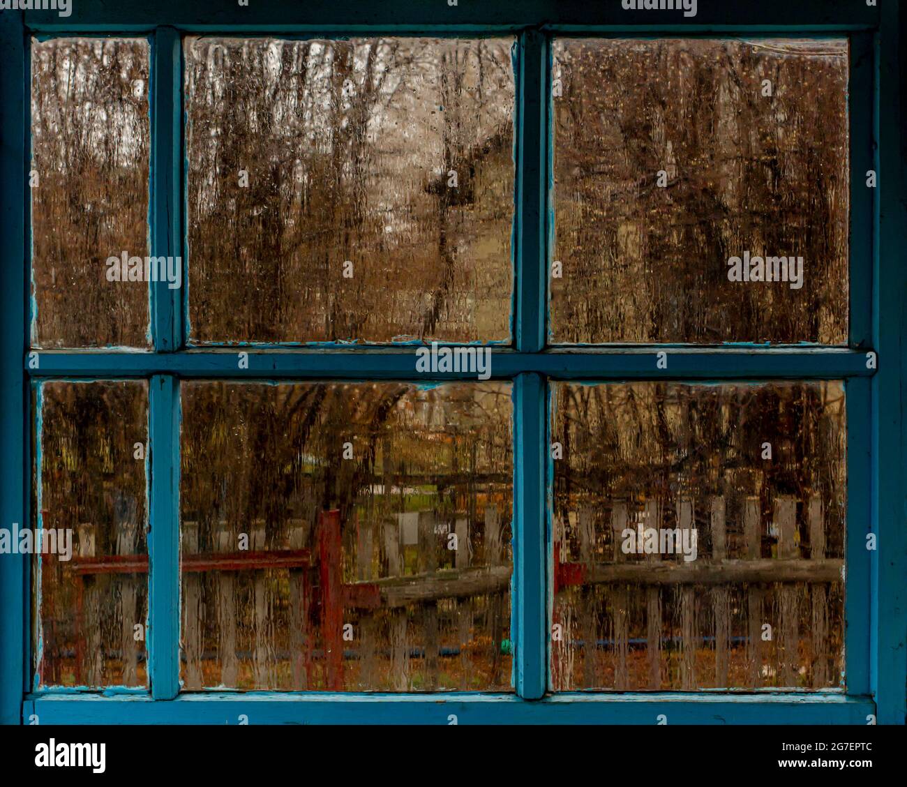 Watching rain from window hi-res stock photography and images - Alamy