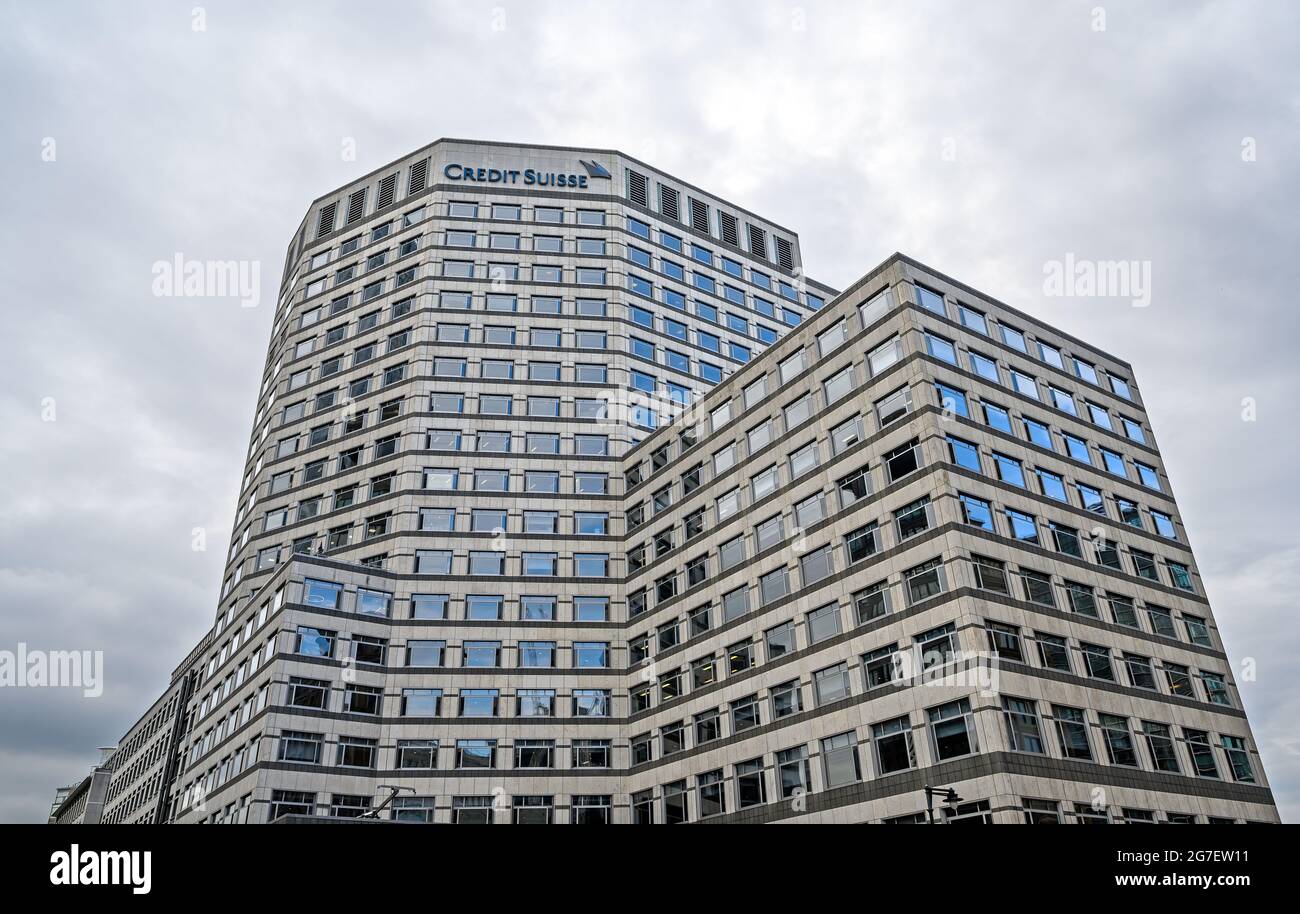 The Credit Suisse building in the Canary Wharf area of London Docklands ...