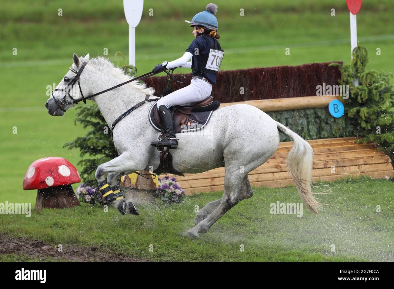 MARLBOROUGH, UK. JULY 11TH. Elizabeth Barratt riding Uptons Deli Carousel during the PT Section ...
