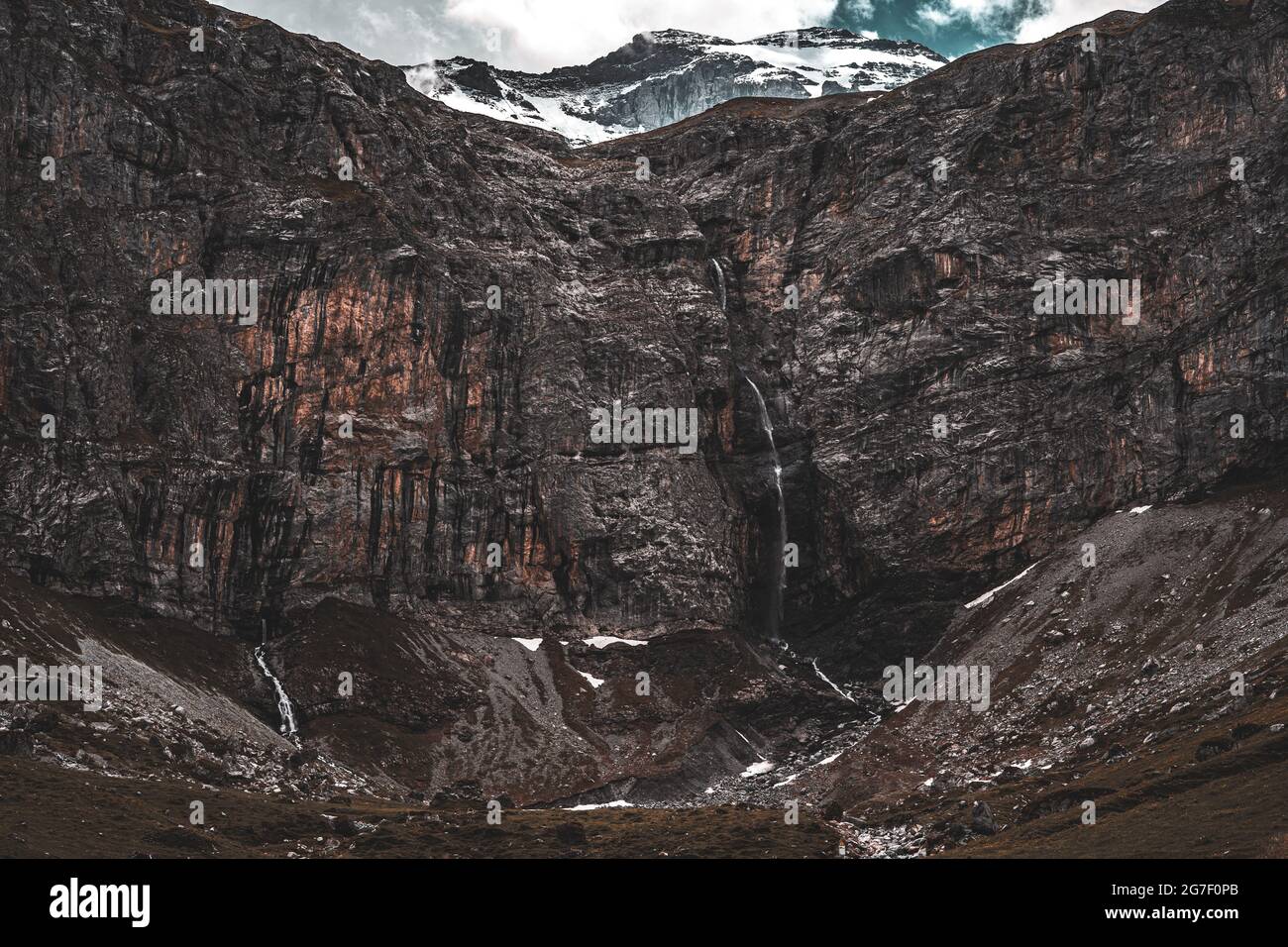 Shallow waterfall in a rocky area Stock Photo - Alamy