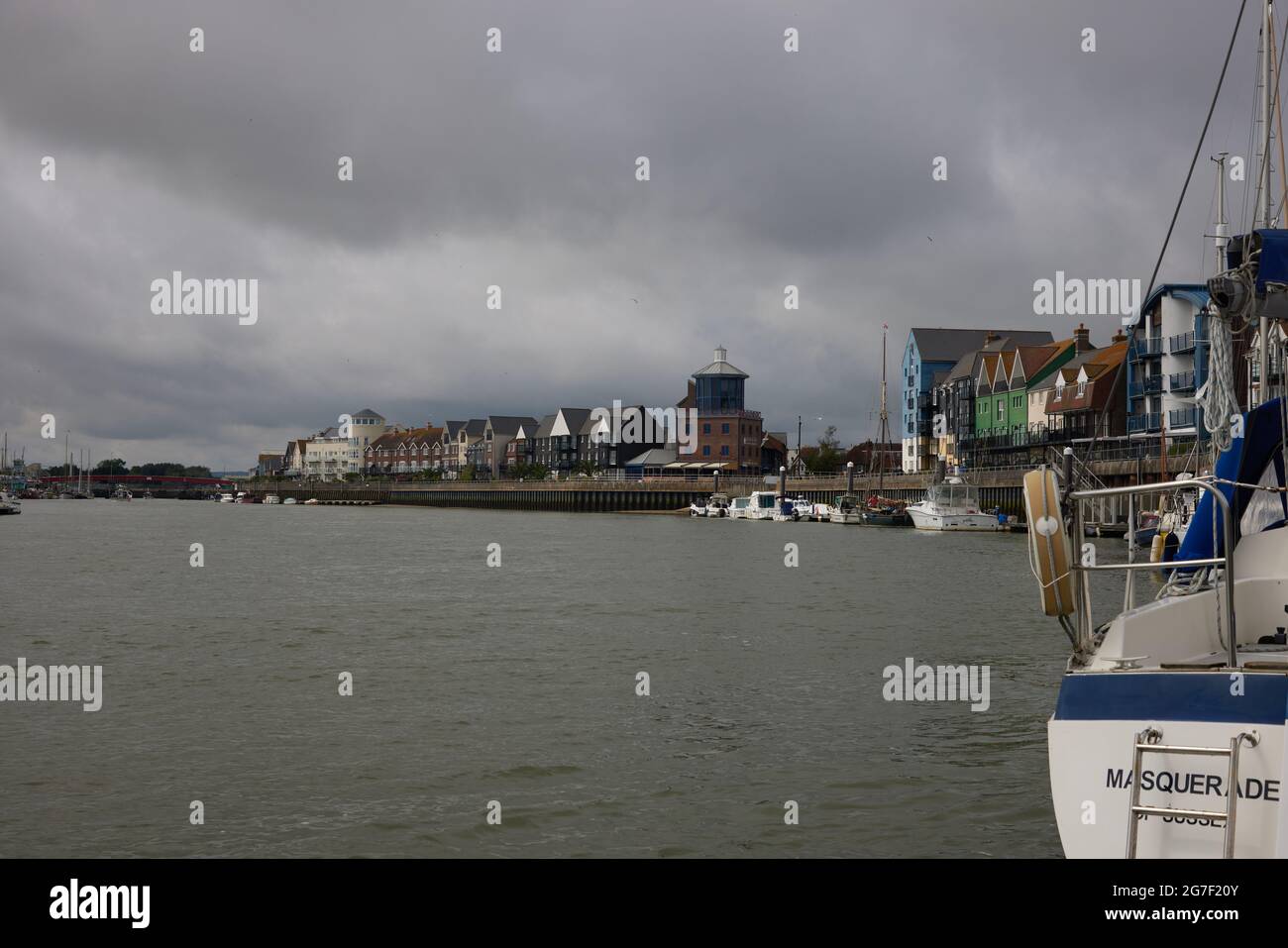 General view of the River Arun in Littlehampton, West-Sussex, England ...