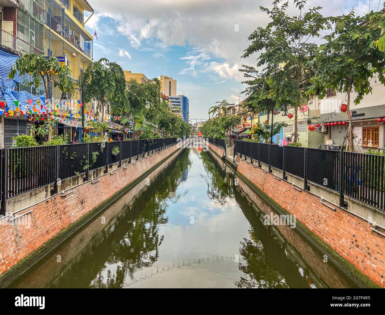 Ong ang canal hi-res stock photography and images - Alamy