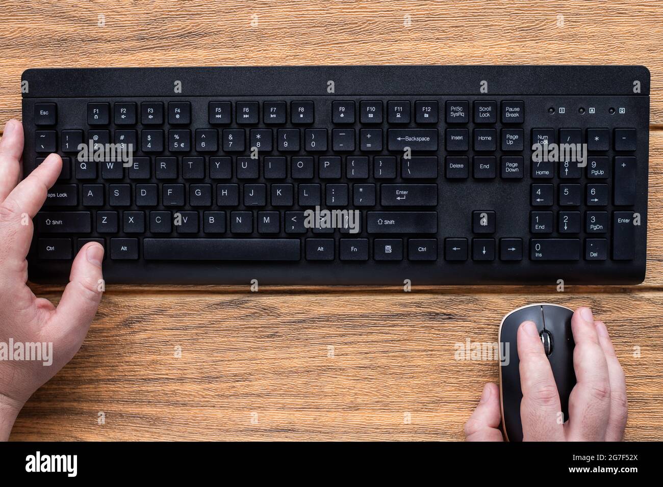 Hands Pointing Pressing Computer Keyboard Keys Typewriting New Ideas ...