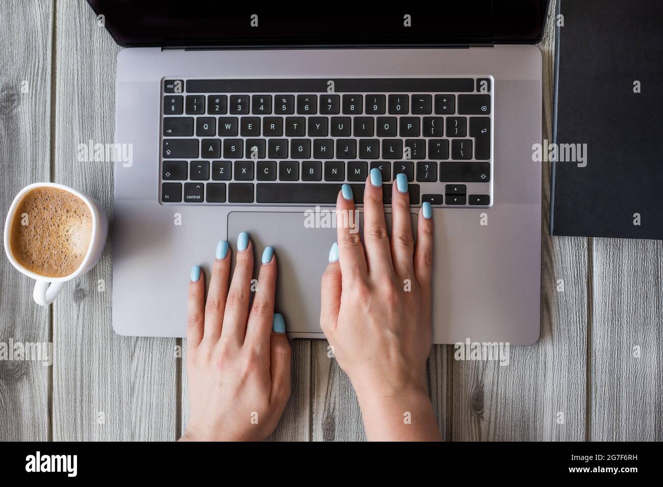 Lady Hands Pointing Pressing Computer Keyboard Keys Typewriting New ...