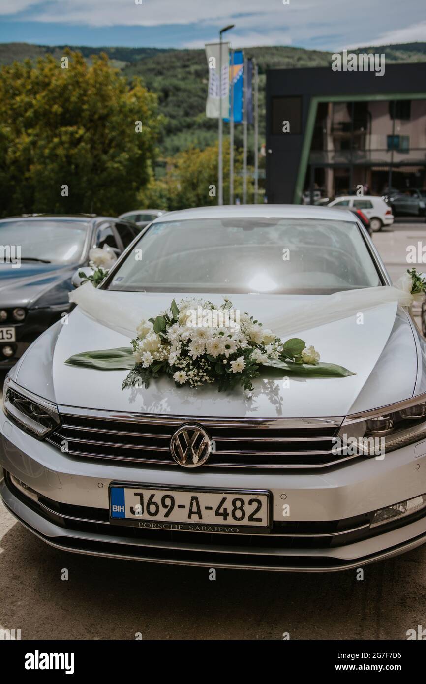 Car decoration for wedding store