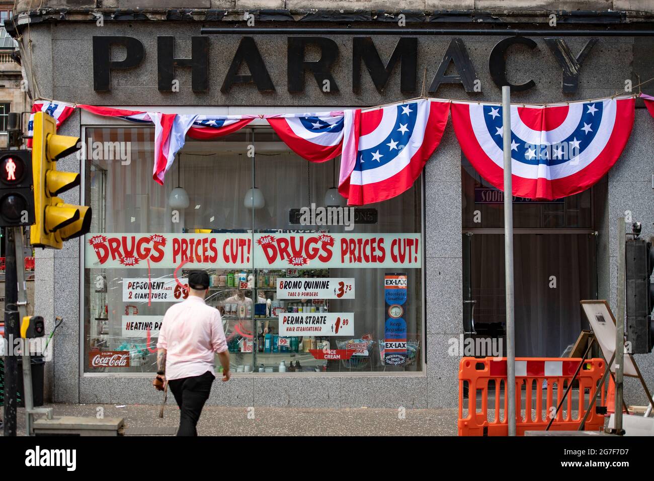 Harrison street station hi-res stock photography and images - Alamy