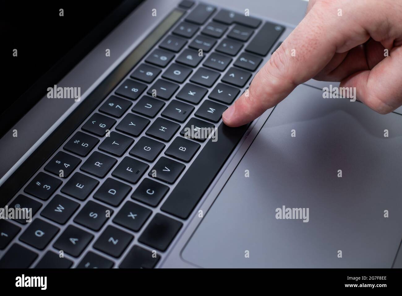 Hands Pointing Pressing Computer Keyboard Keys Typewriting New Ideas ...