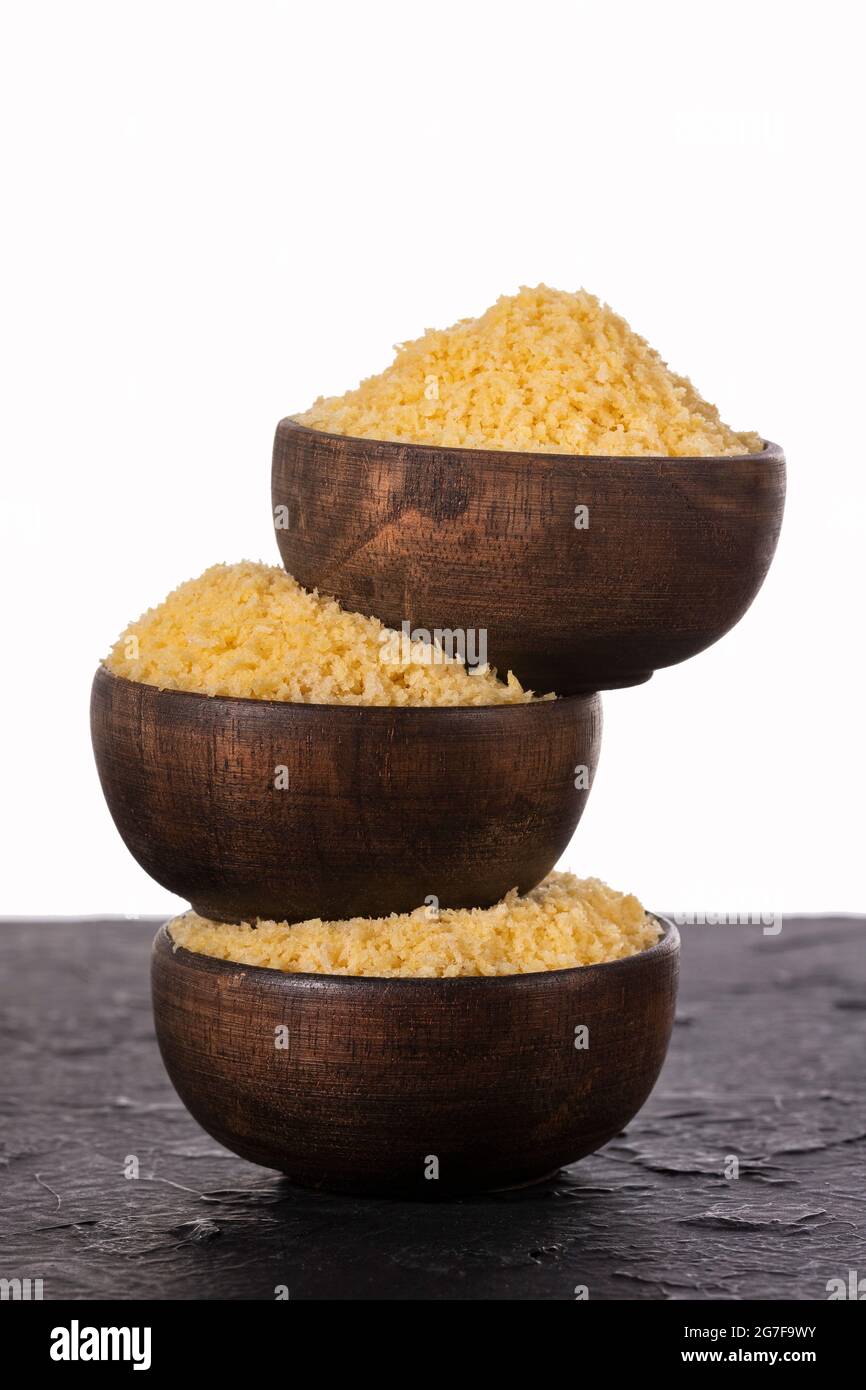 Japanese panko bread in crumbs in three wooden bowls Stock Photo - Alamy