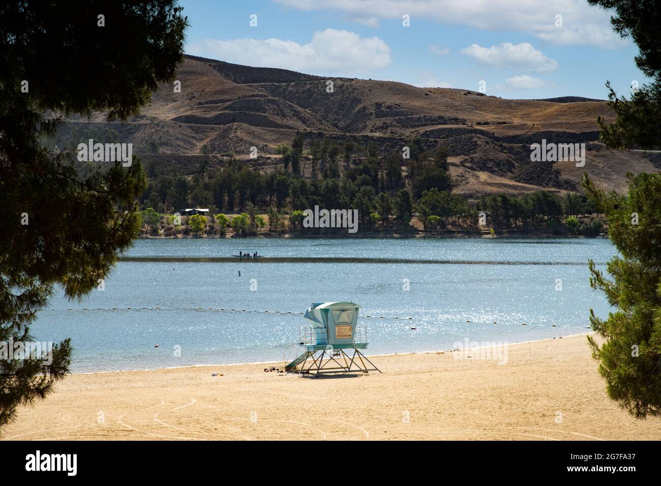 Castaic lake hi-res stock photography and images - Alamy