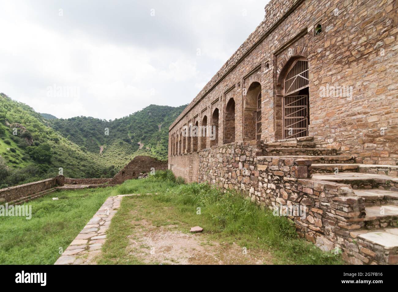 Ruins of Bhangarh Fort in the Rajasthan state of India Stock Photo - Alamy