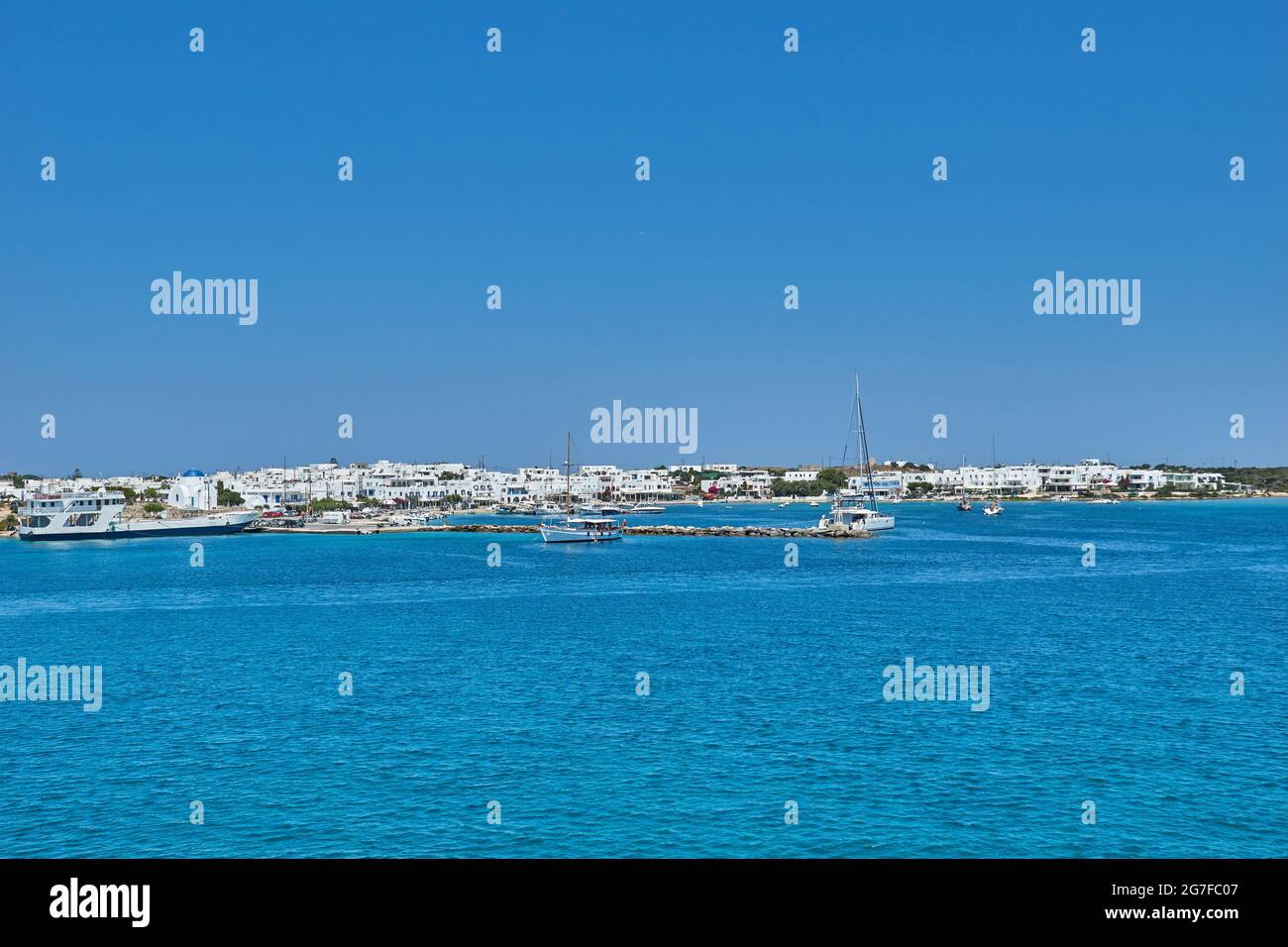 Antiparos blue lagoon hi-res stock photography and images - Alamy