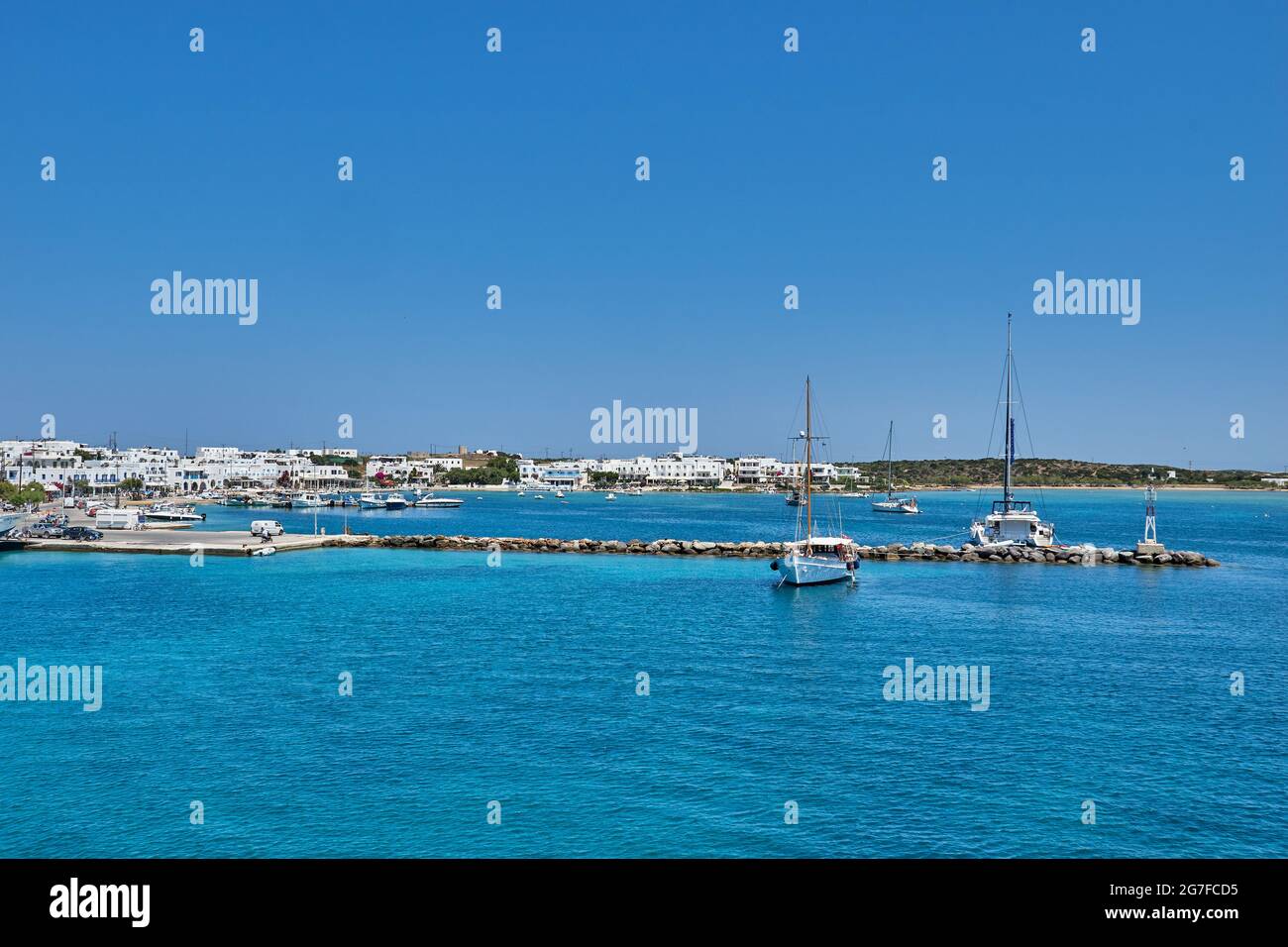 Antiparos blue lagoon hi-res stock photography and images - Alamy