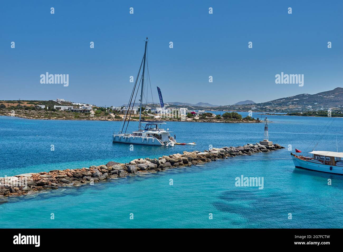 Antiparos blue lagoon hi-res stock photography and images - Alamy