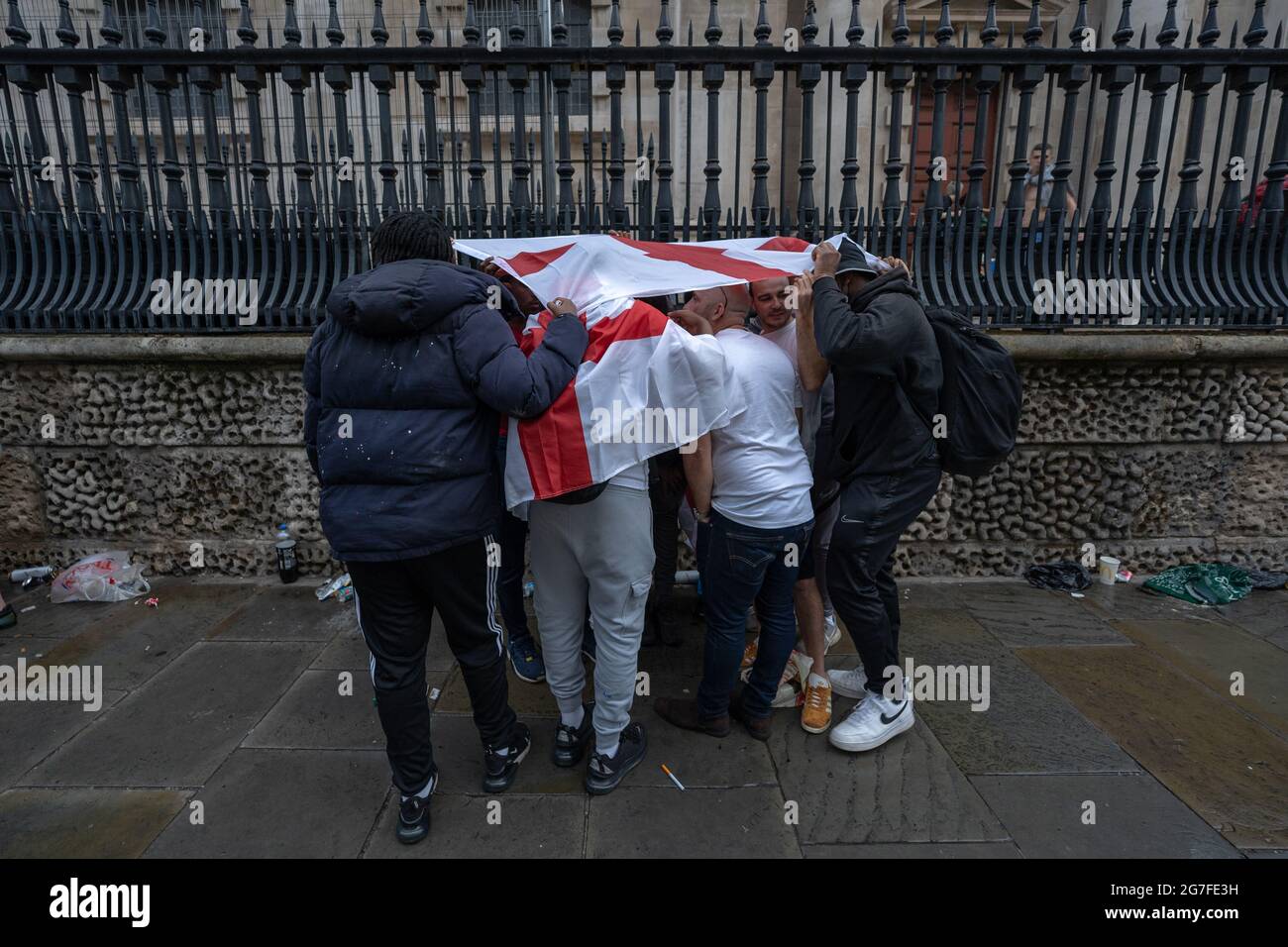 Euro 2020 england supporters hi-res stock photography and images - Alamy