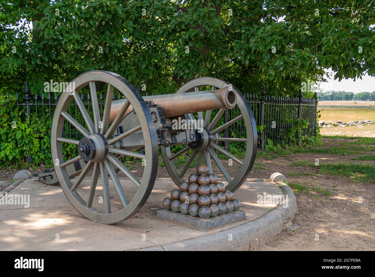The civil war cannon balls hi-res stock photography and images - Alamy
