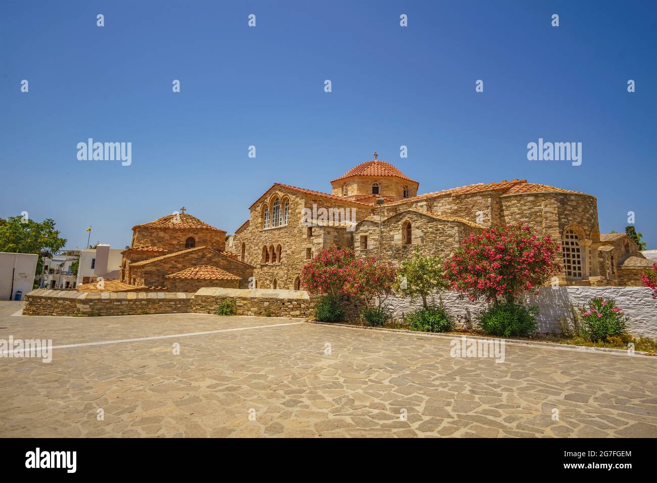 PARIKIA -GREECE, JUNE 2017: Panagia Ekatontapyliani or Church of 100 ...