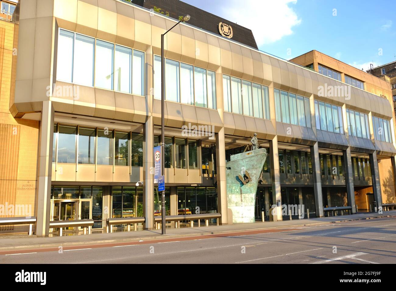 International maritime organization hi-res stock photography and images ...