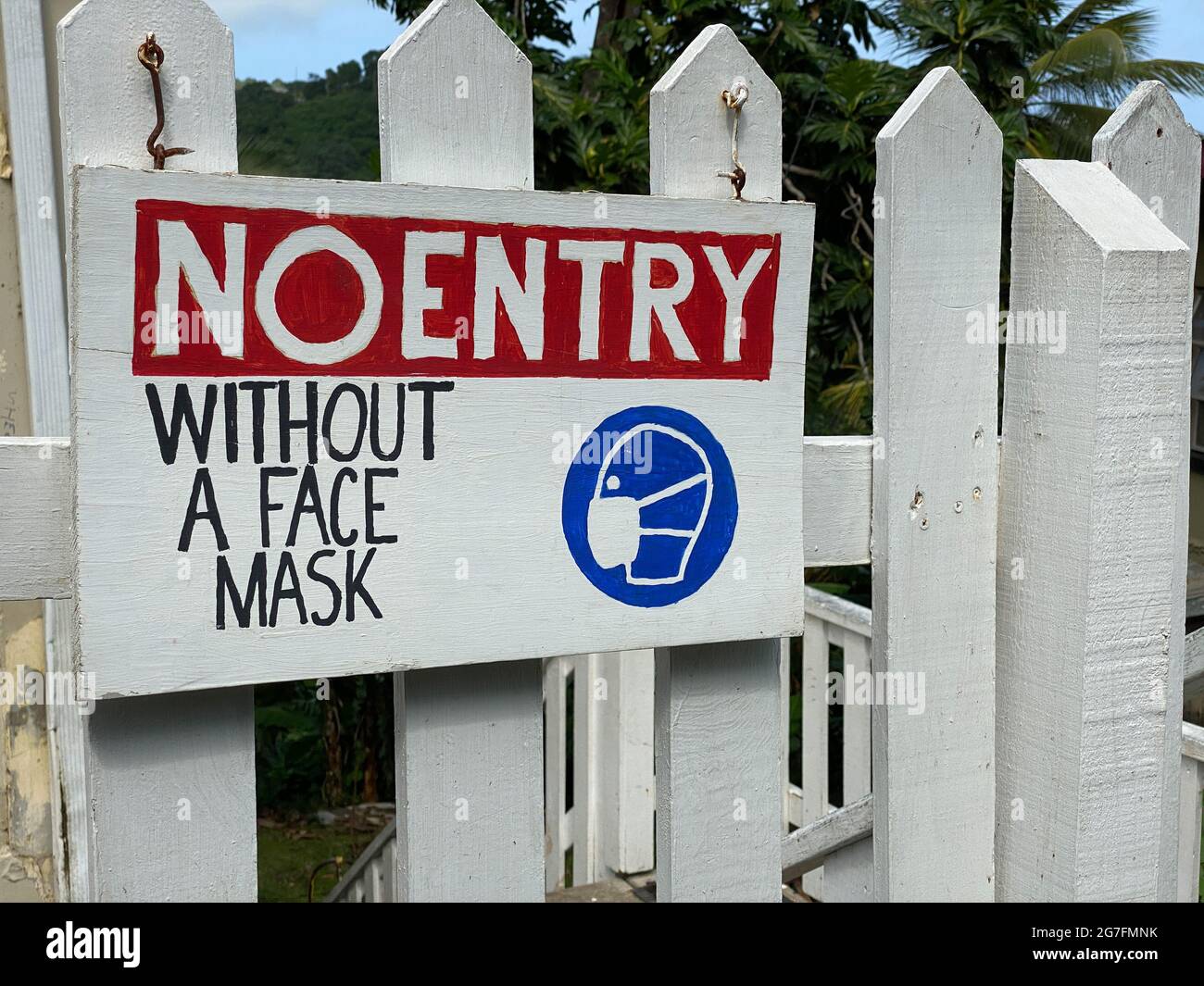 No entry without mask hi-res stock photography and images - Alamy
