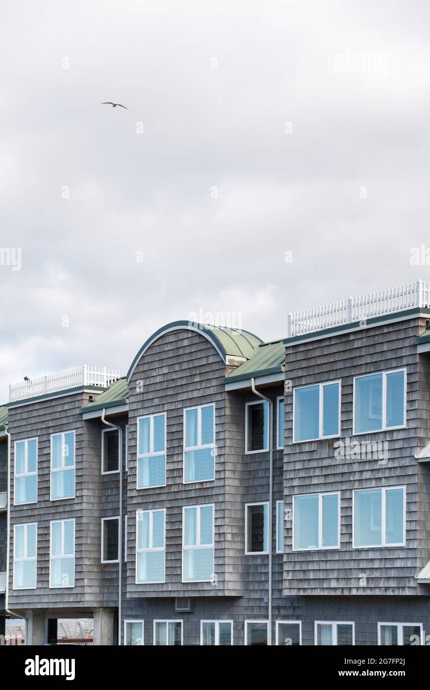 Concrete siding hi-res stock photography and images - Alamy