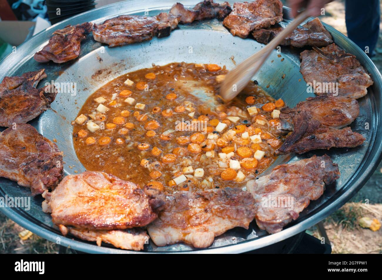 Barbecue food plate hi-res stock photography and images - Alamy