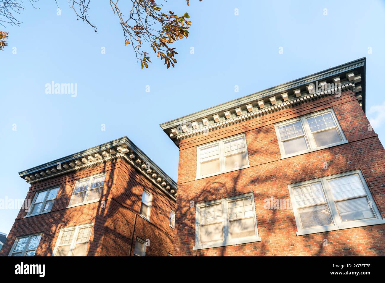 Two red bricks hi-res stock photography and images - Alamy