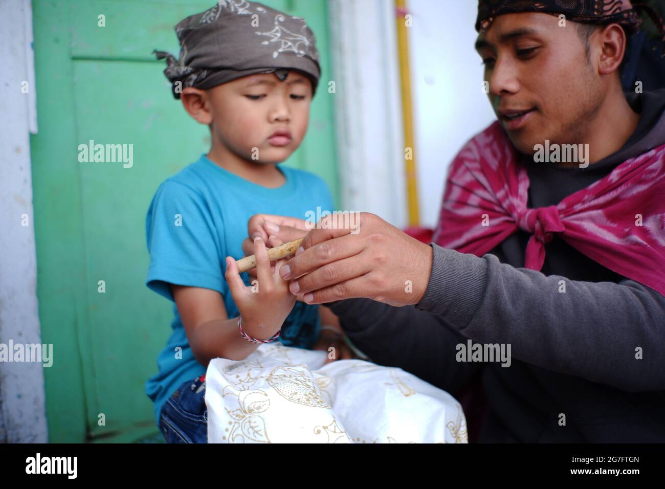 Batik workshop hi-res stock photography and images - Alamy