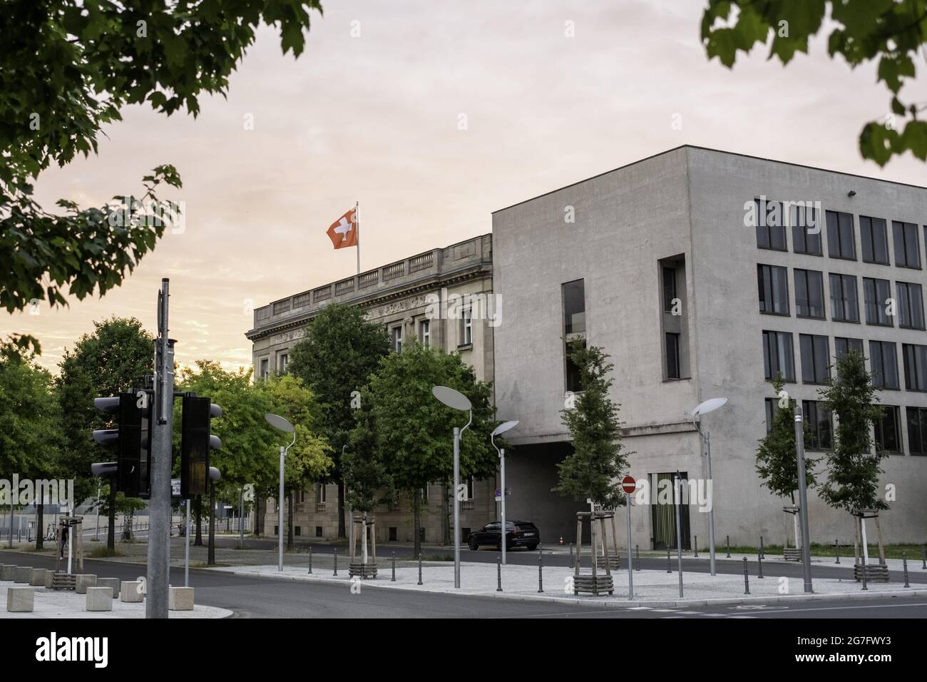 The swiss embassy in the building hi-res stock photography and images ...
