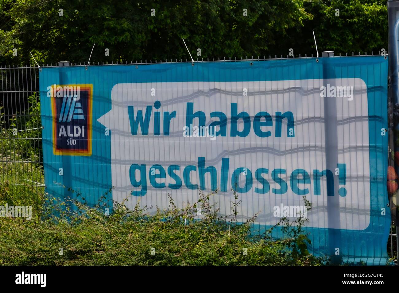 Aldi banner hi-res stock photography and images - Alamy