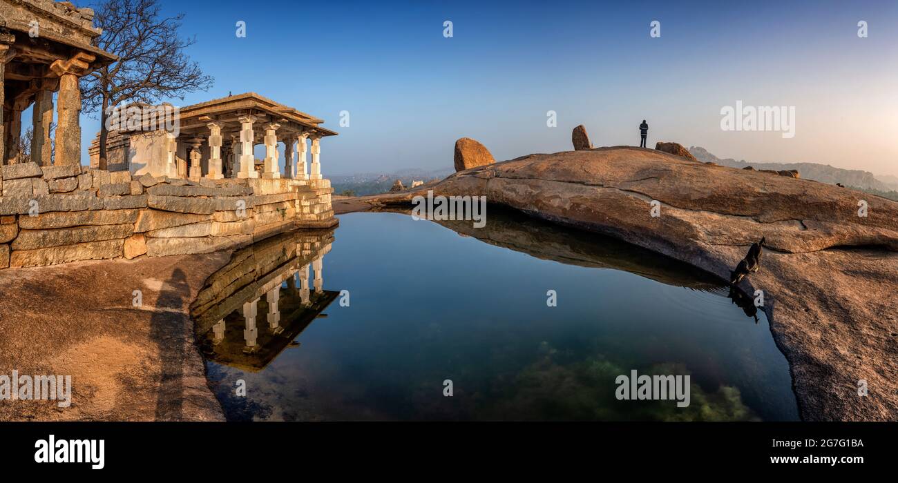 Beautiful ancient architecture of temples on Hemakuta Hill in Hampi ...