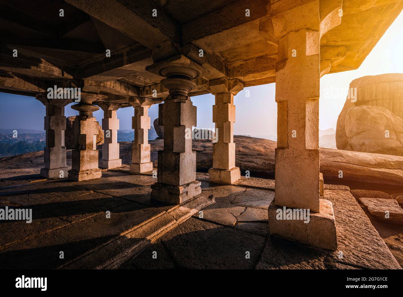 Beautiful ancient architecture of temples on Hemakuta Hill in Hampi ...