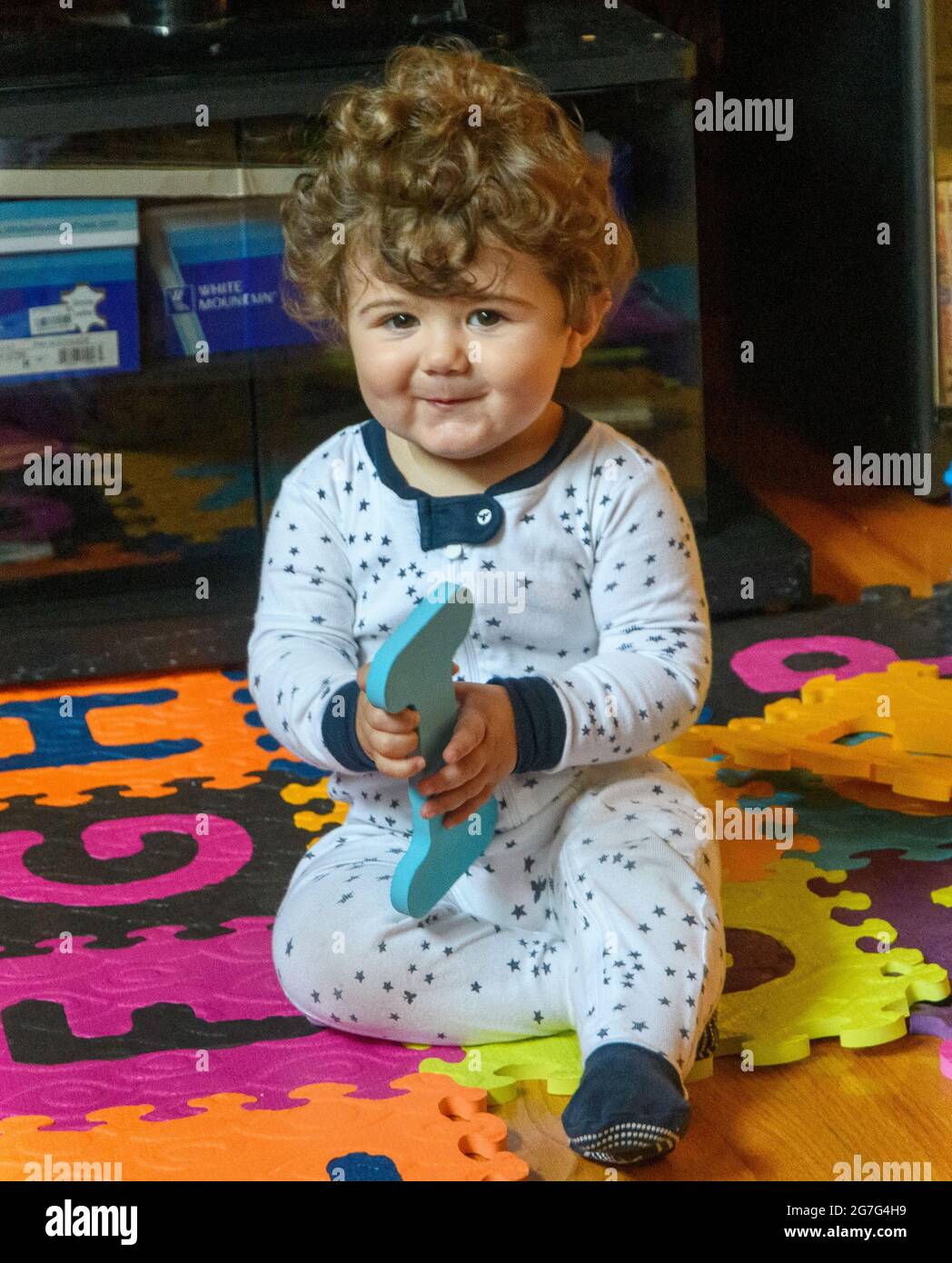 Boy 16 months hi-res stock photography and images - Alamy