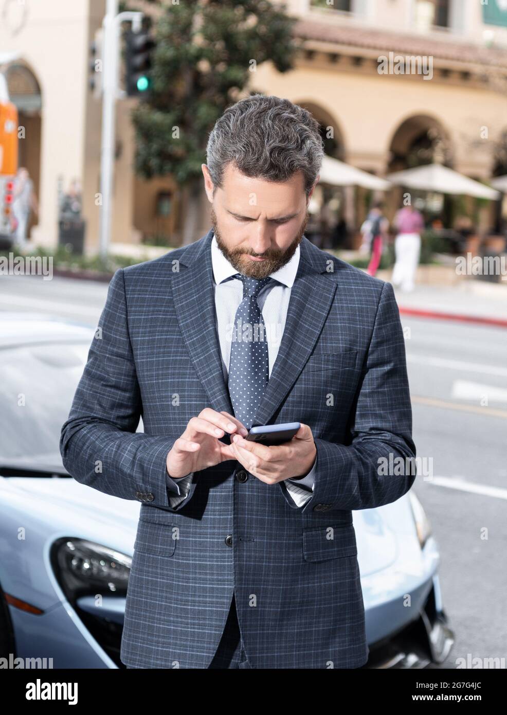 Communication chatting hi-res stock photography and images - Alamy