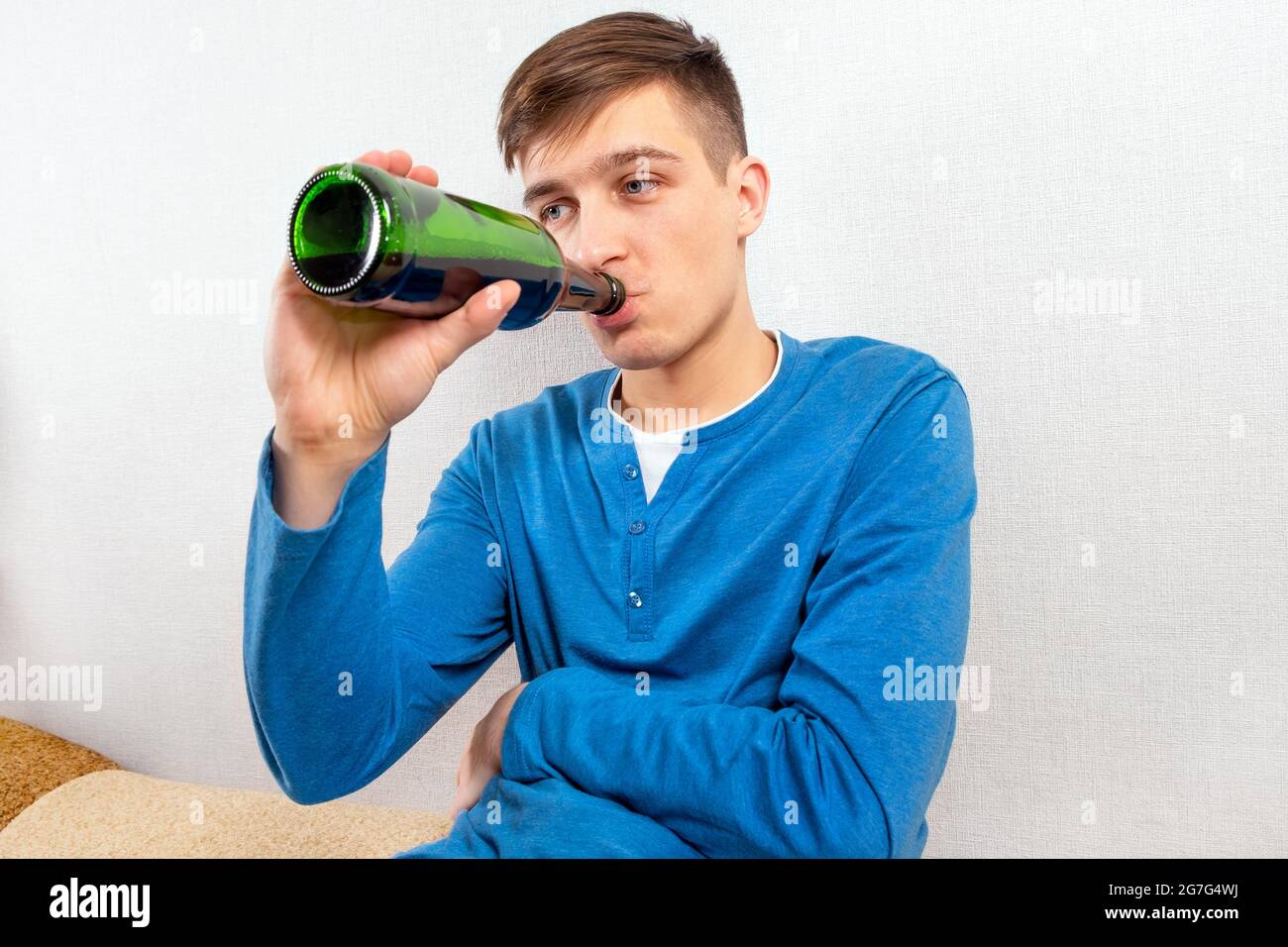 Single gulp hi-res stock photography and images - Alamy