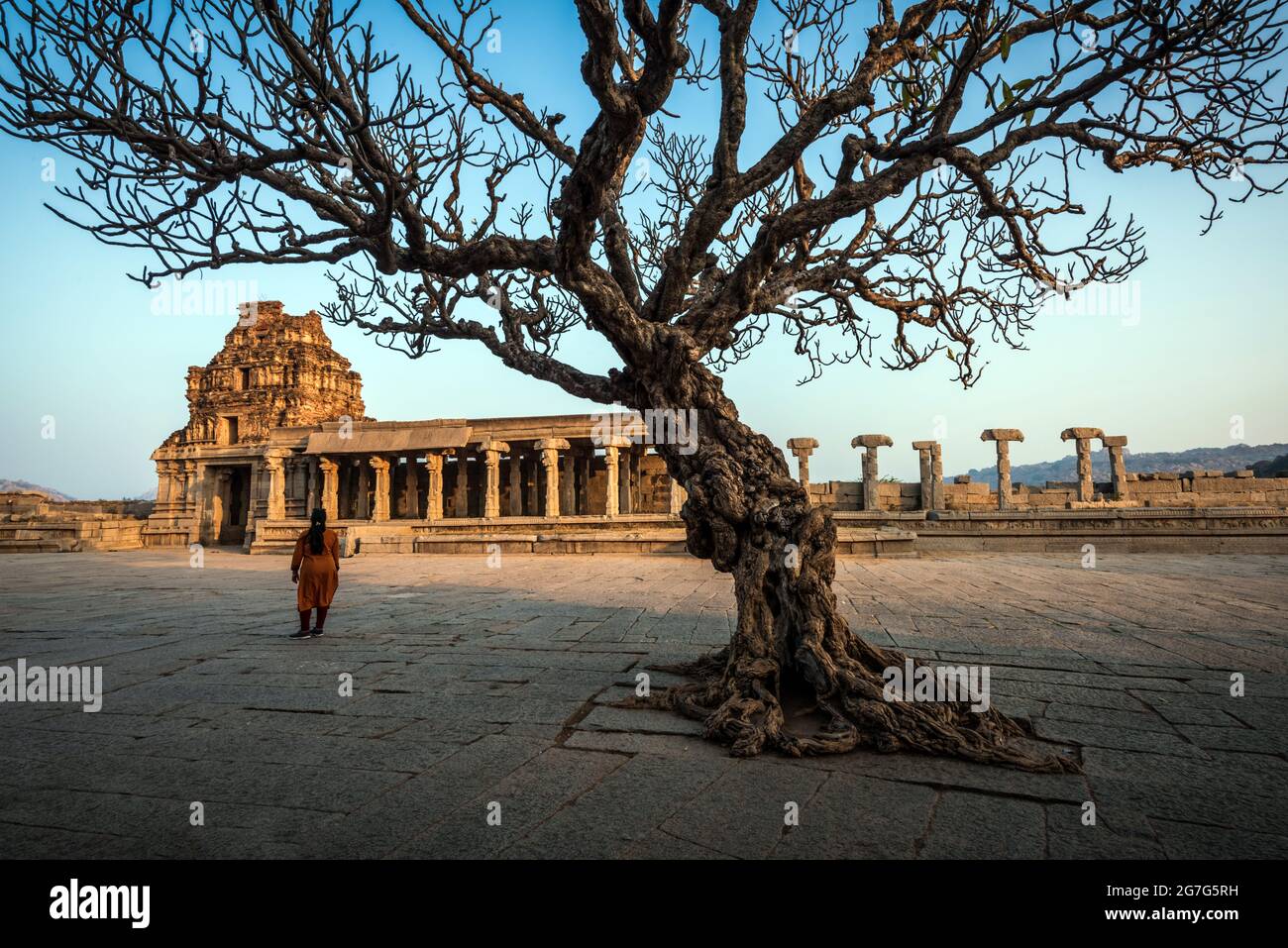 Hampi, Karnataka, India - January 10, 2020: Vijaya Vitthala Temple ...