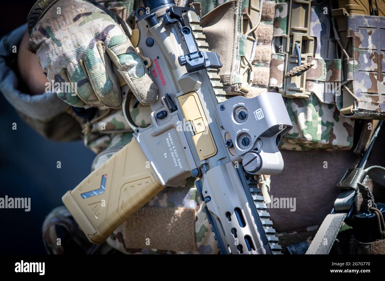 Trollenhagen, Germany. 04th July, 2021. Soldiers of the Bundeswehr's ...