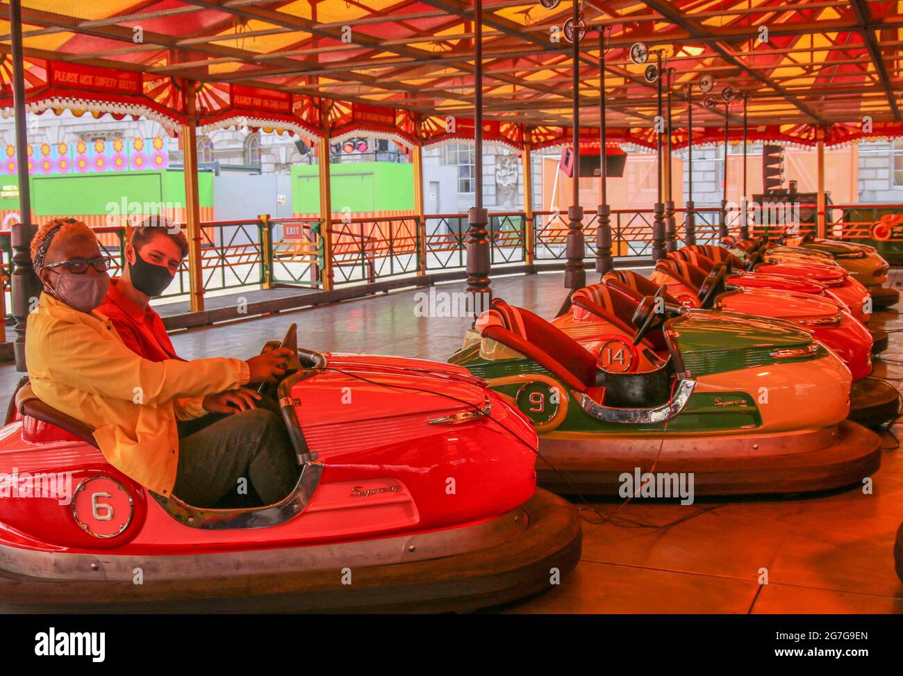 Dodgems funfair historical hi-res stock photography and images - Alamy