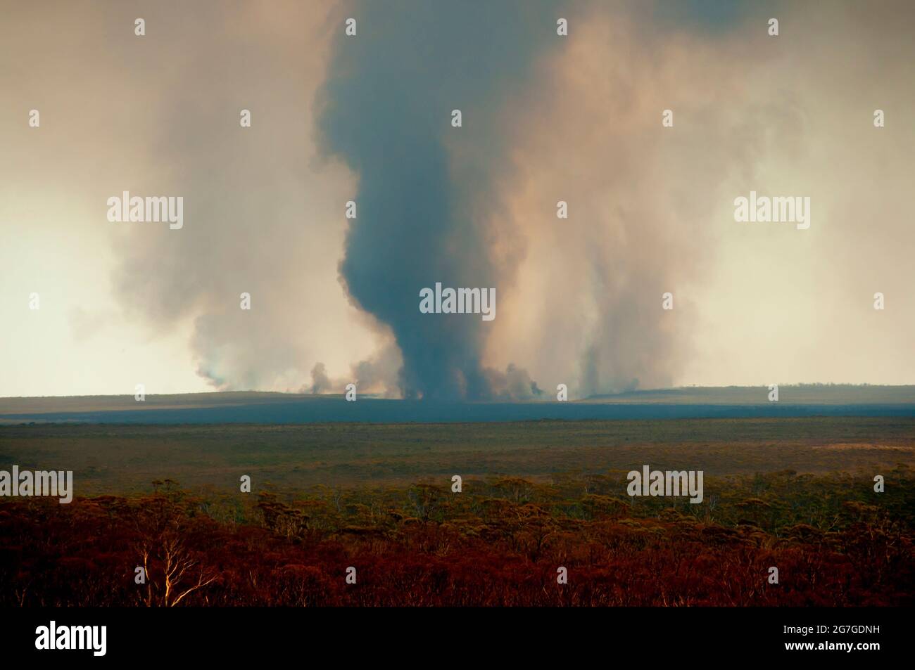 Smoke plume hi-res stock photography and images - Alamy
