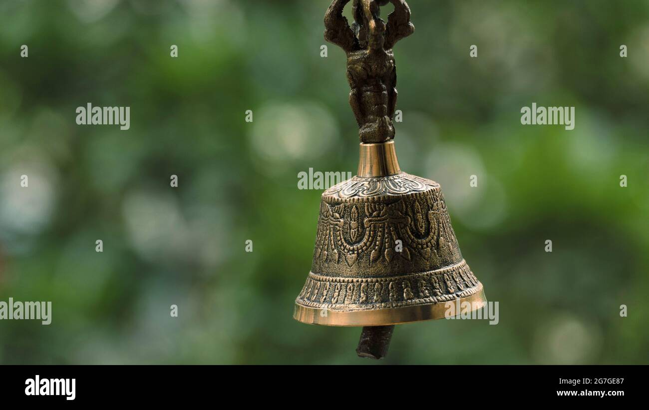 Bronze bell temple hi-res stock photography and images - Alamy