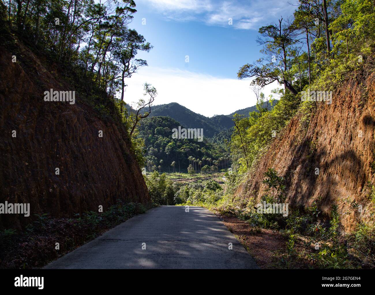 Abandoned Boat Chalet, Ghost Ship in Grand Lagoona, Koh Chang, Trat ...